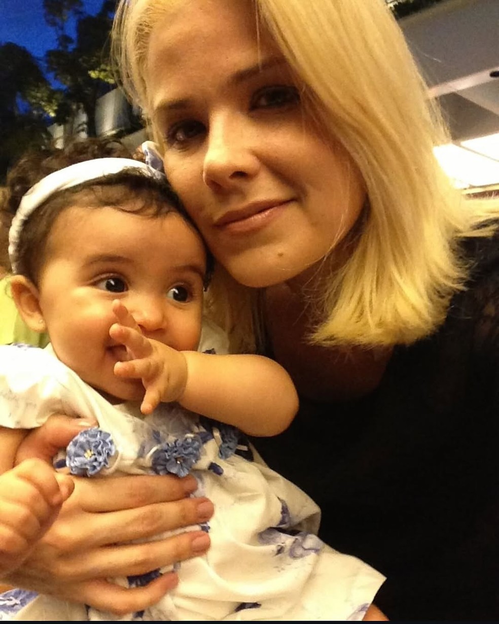 Samara Felippo resgata fotos antigas e reflete sobre a maternidade: '15 ...