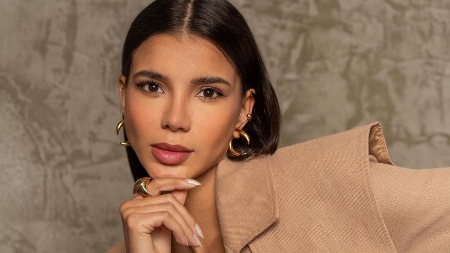 Jakelyne Oliveira aponta mudança em relação com a moda: 'Tinha receio ...