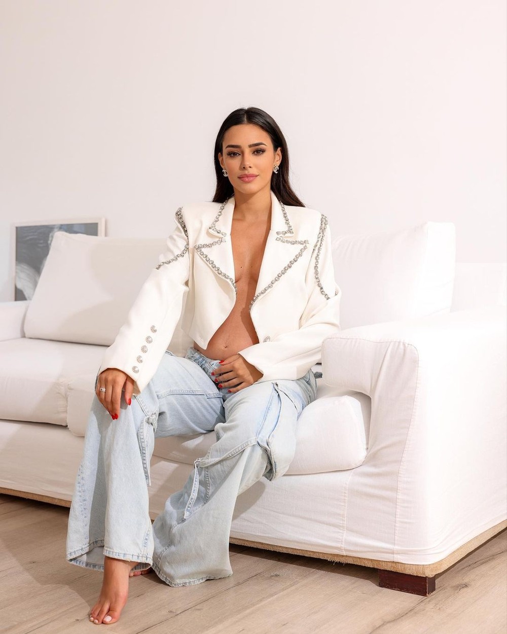 Bruna Biancardi encanta com novas fotos exibindo barriga de grávida: 'Felicidade'