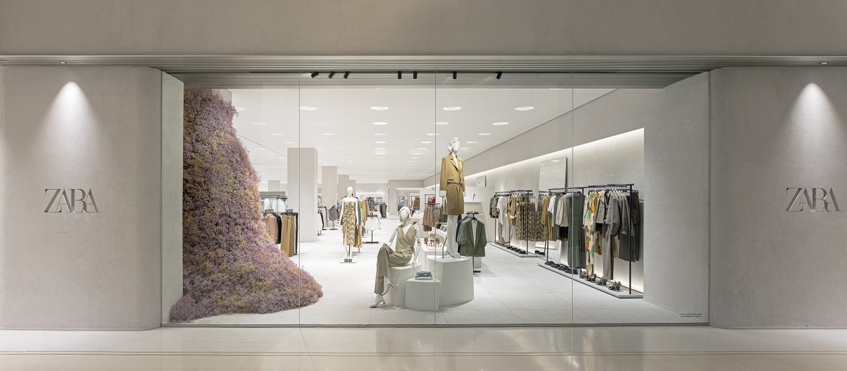 Recém-inaugurada, primeira loja-conceito da Zara no Brasil inova com ...