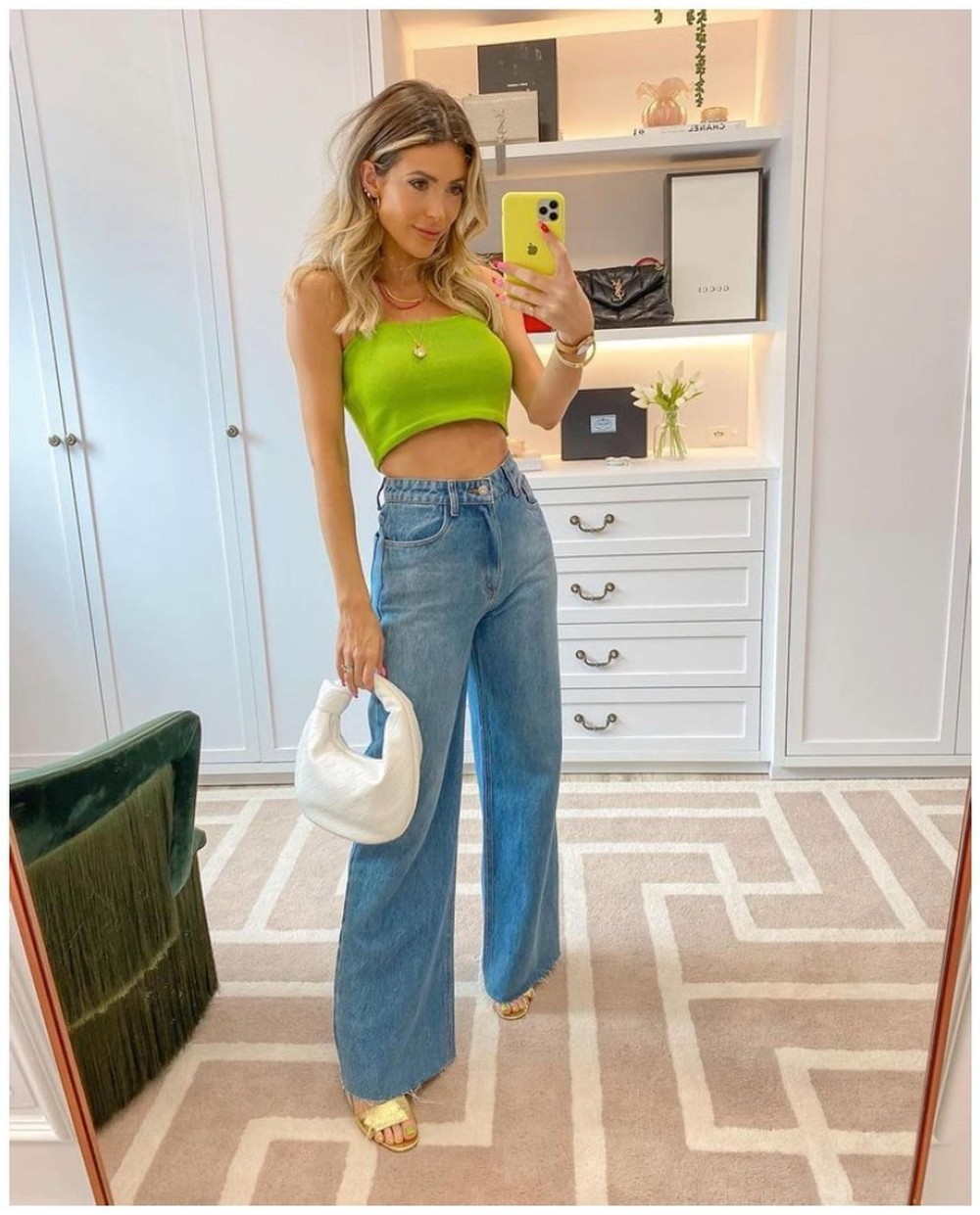 Looks com calça wide leg: veja 35 maneiras de como usar a peça que é ...