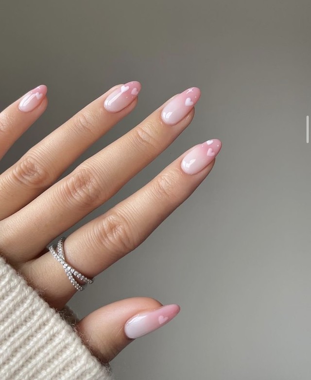 Unhas decoradas rosa: 24 fotos e estilos para fazer sucesso em 2024