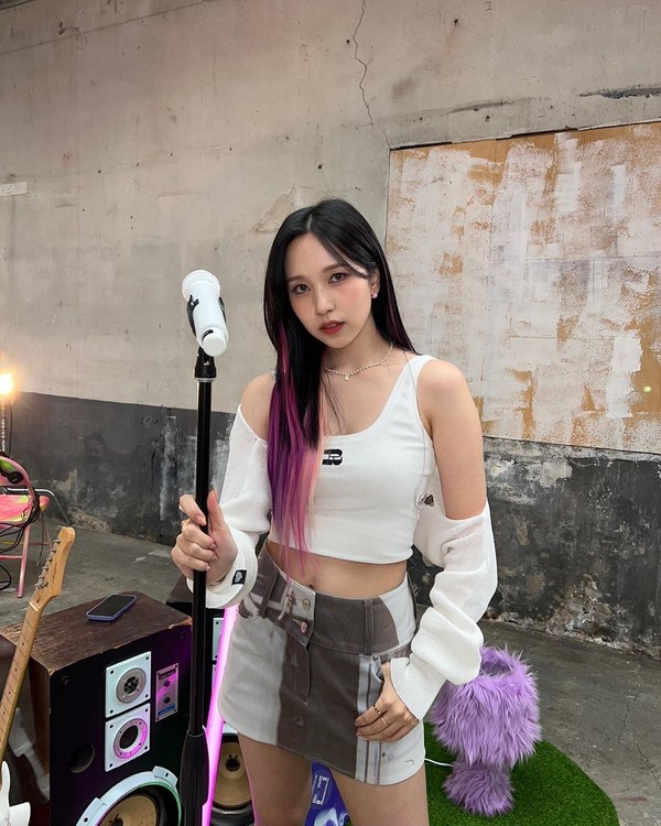 Mina, do grupo de K-pop TWICE: 10 looks para se inspirar