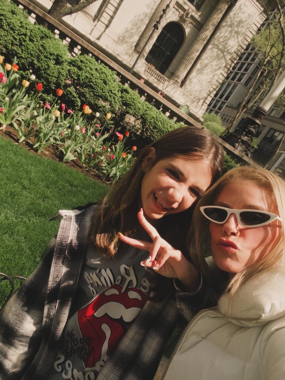 Deborah Secco curte 'miniférias' com a filha, Maria Flor, em Nova ...