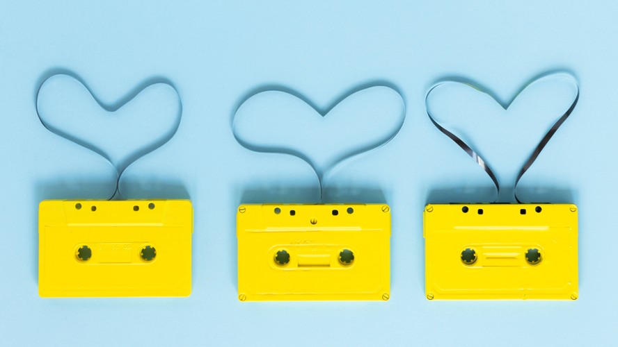O que é micro romance, a tendência que prioriza pequenas demonstrações ...