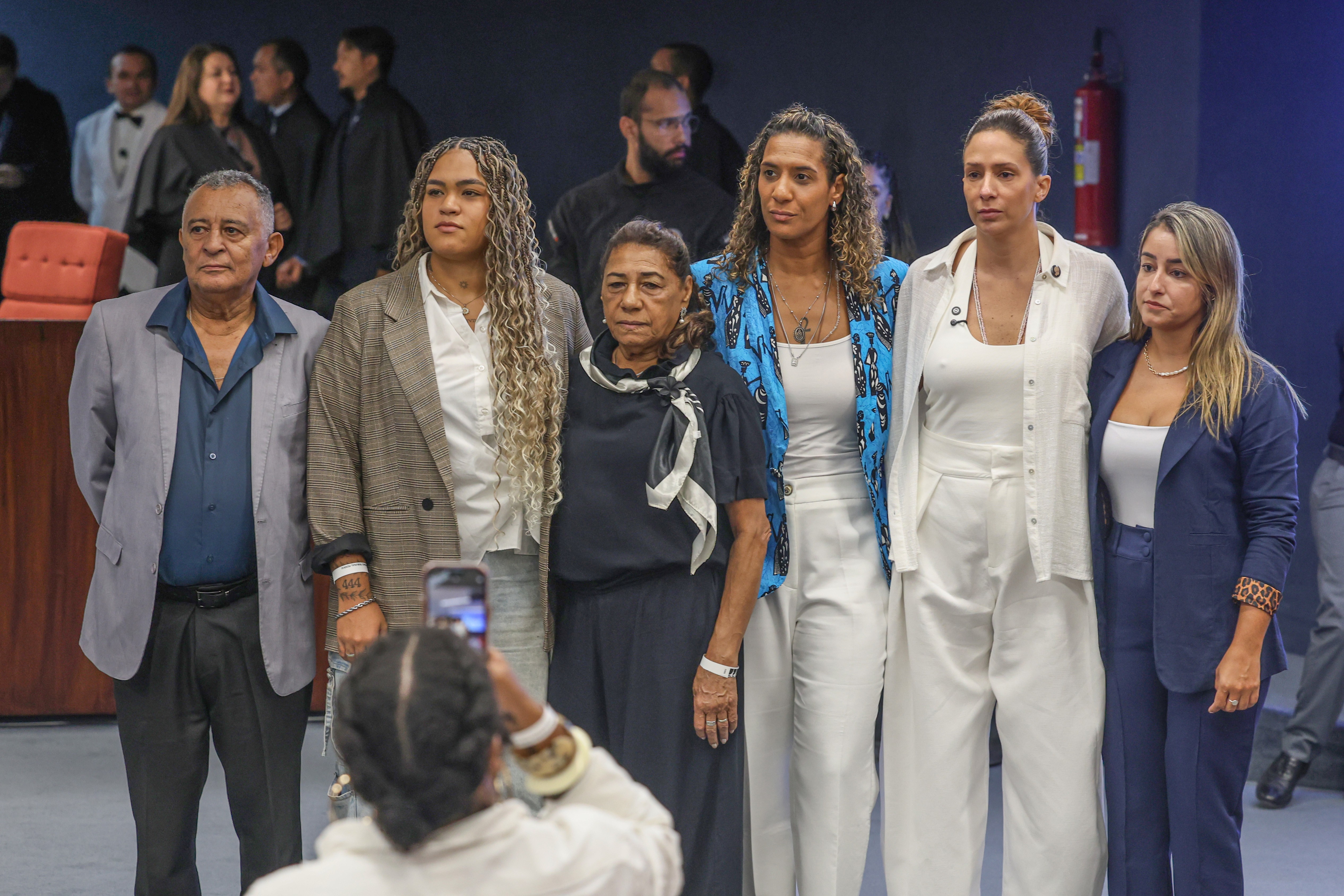Agatha Arnaus, viúva de Anderson Gomes, se equilibra entre a dor e a ...