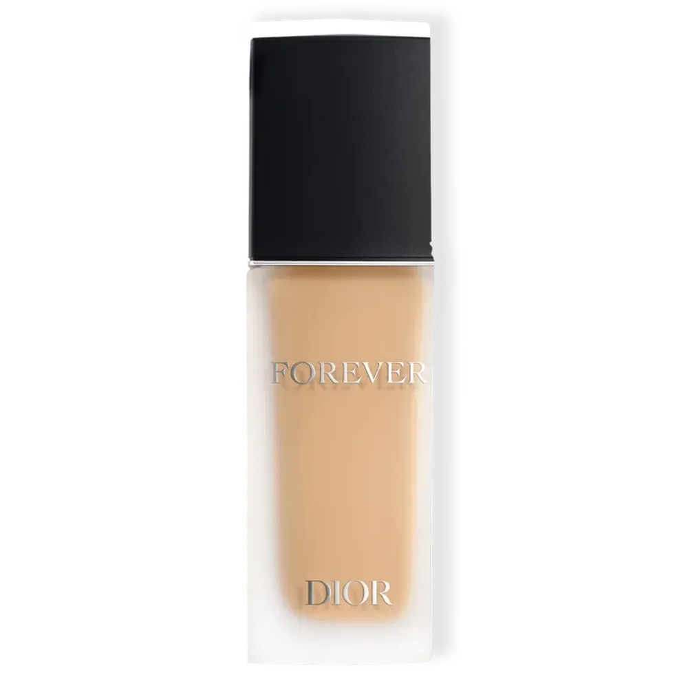 Pele sequinha e make impecável: 8 bases matte para você testar