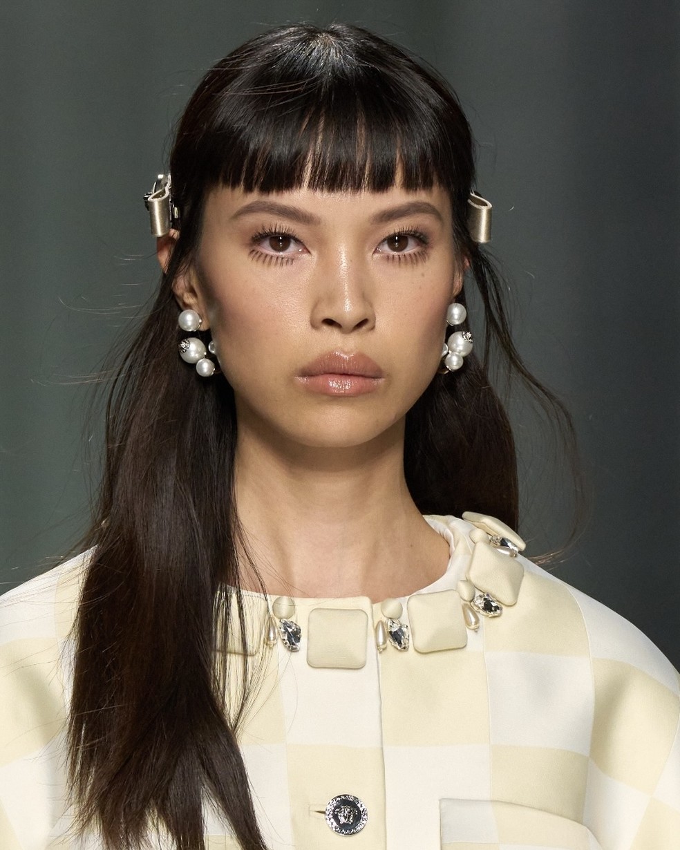 4 ideias de beleza com ares retrô, direto da Semana de Moda de Milão ...