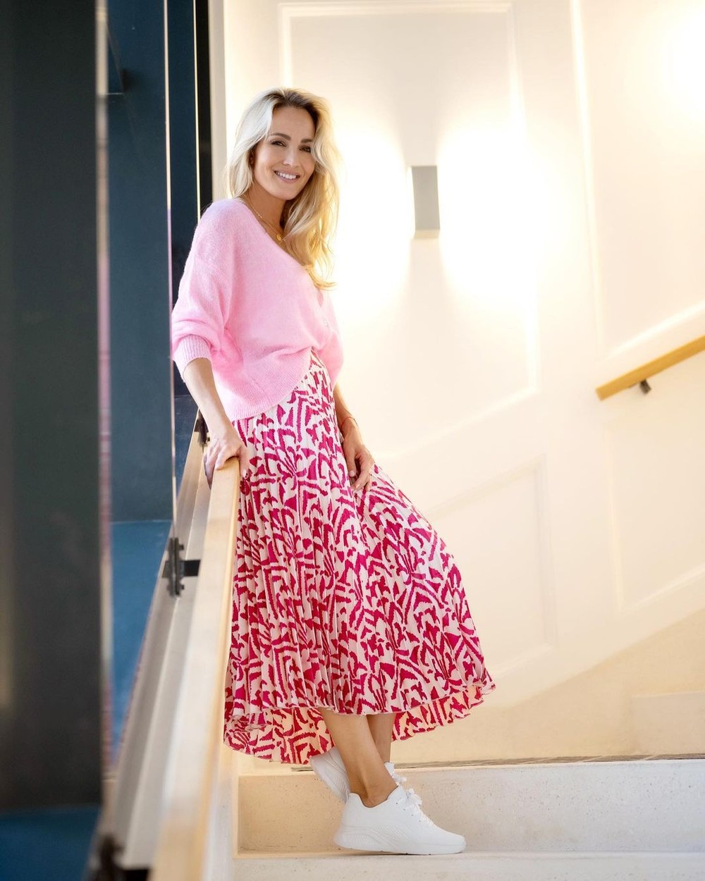 Look com tênis branco, o must-have do seu guarda-roupa