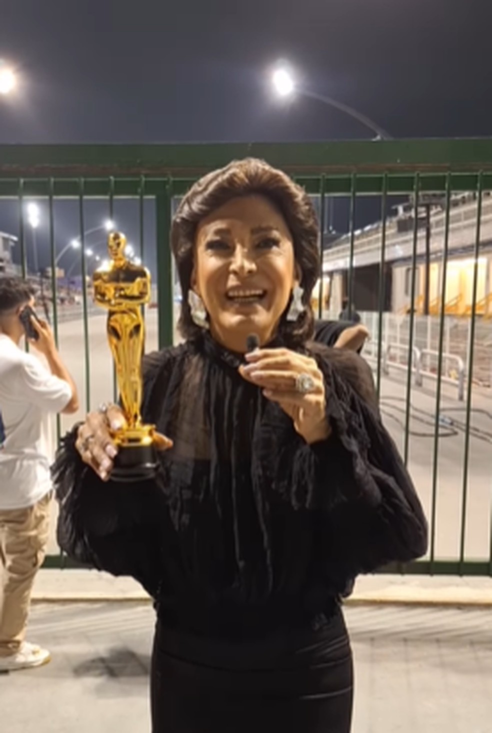 Carnaval 2025: de 'Tapas & Beijos' ao Oscar, Fernanda Torres é a ...