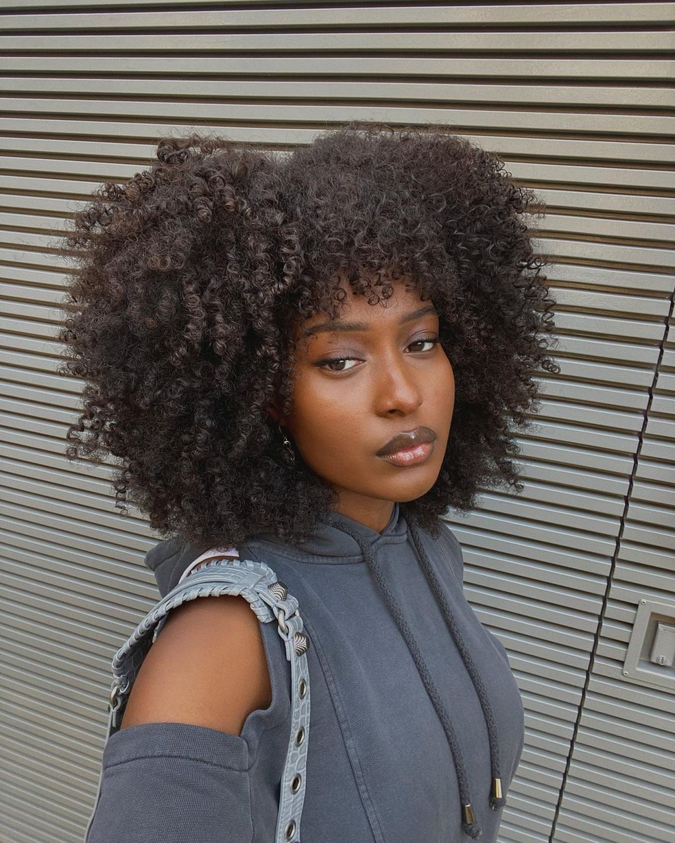 Cronograma capilar para cabelos crespos: 4 dicas para montar sua rotina ...