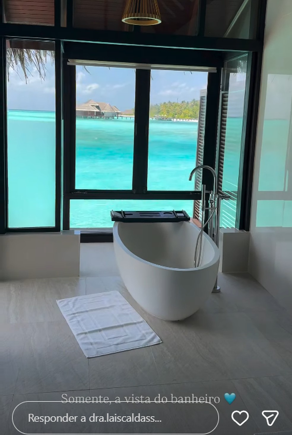 Laís Caldas e Gustavo Marsengo curtem lua de mel em resort luxuoso nas Maldivas, com diárias de ...