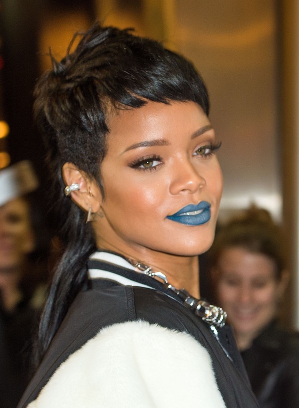 Os 8 cortes e cores de cabelo mais icônicos de Rihanna