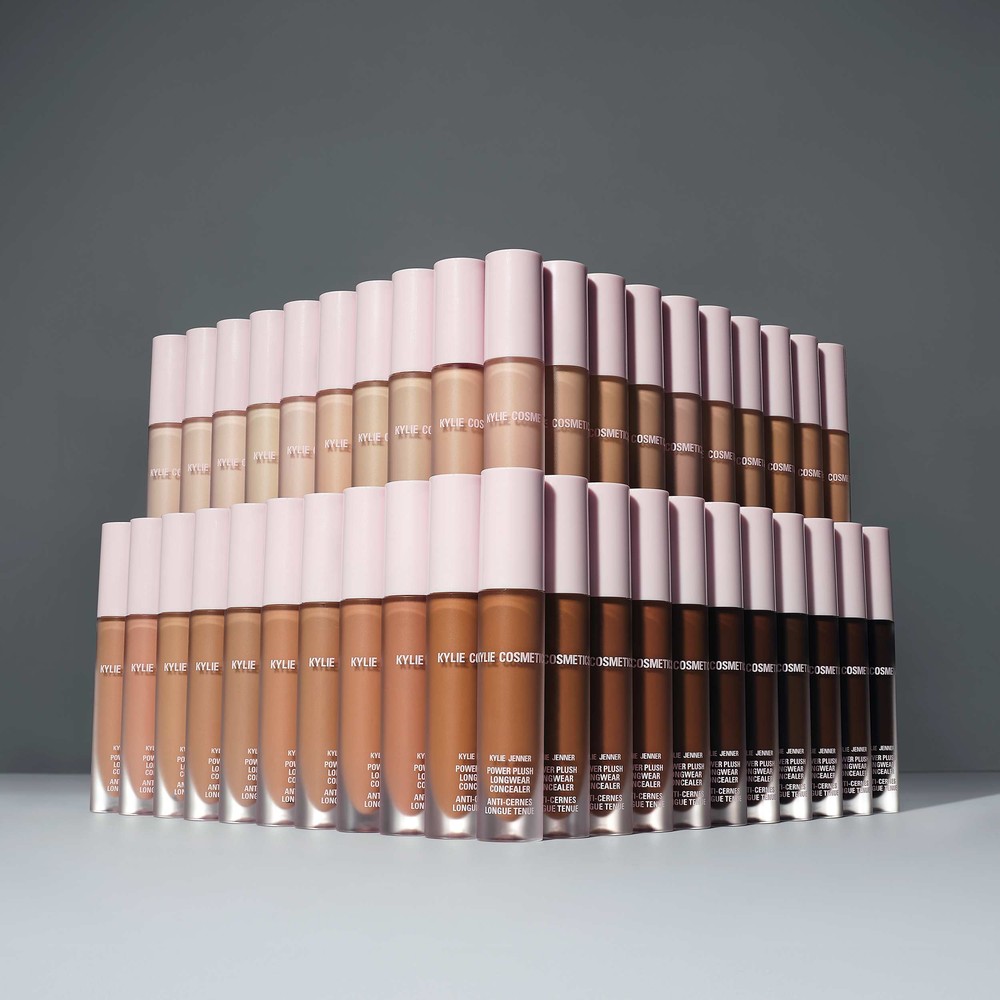 Kylie Cosmetics lança linha de base, corretivo e spray fixador no ...