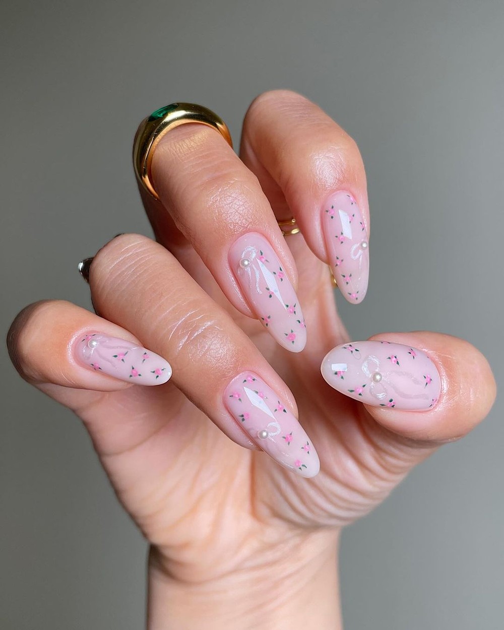 15 ideias de unhas delicadas para inspirar a tendência minimalista ...