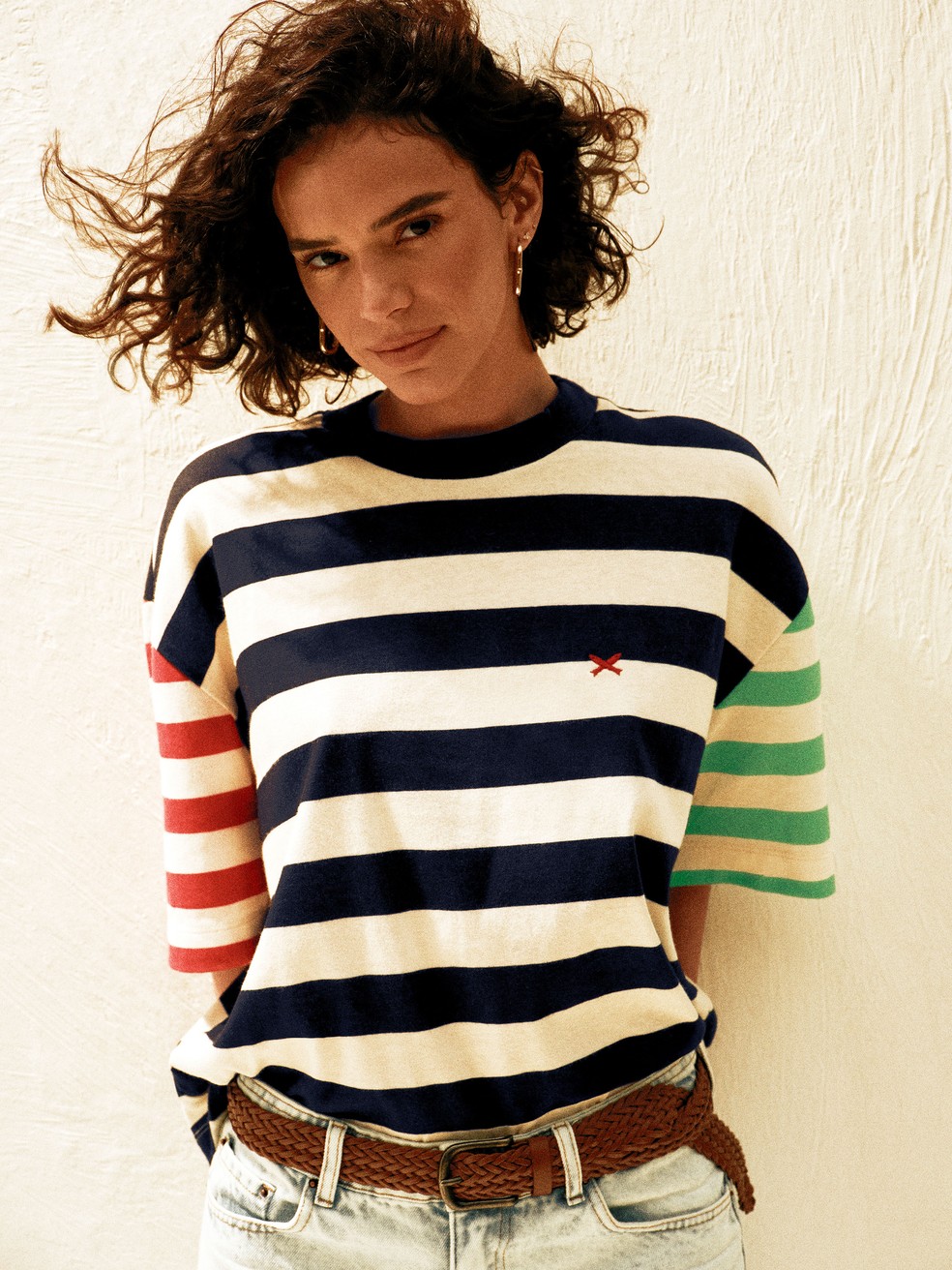 Bruna Marquezine é anunciada como o embaixadora da coleção de verão da ...