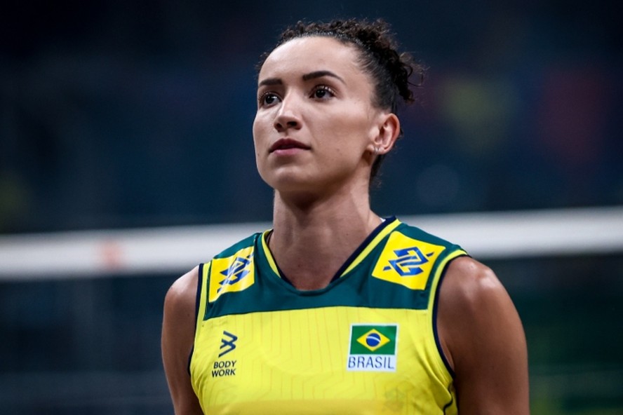 Gabi Guimarães celebra trajetória no vôlei antes de Olimpíadas: 'Só a ...