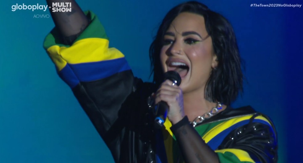 The Town: Demi Lovato traz Luísa Sonza para o palco e leva fãs ao delírio