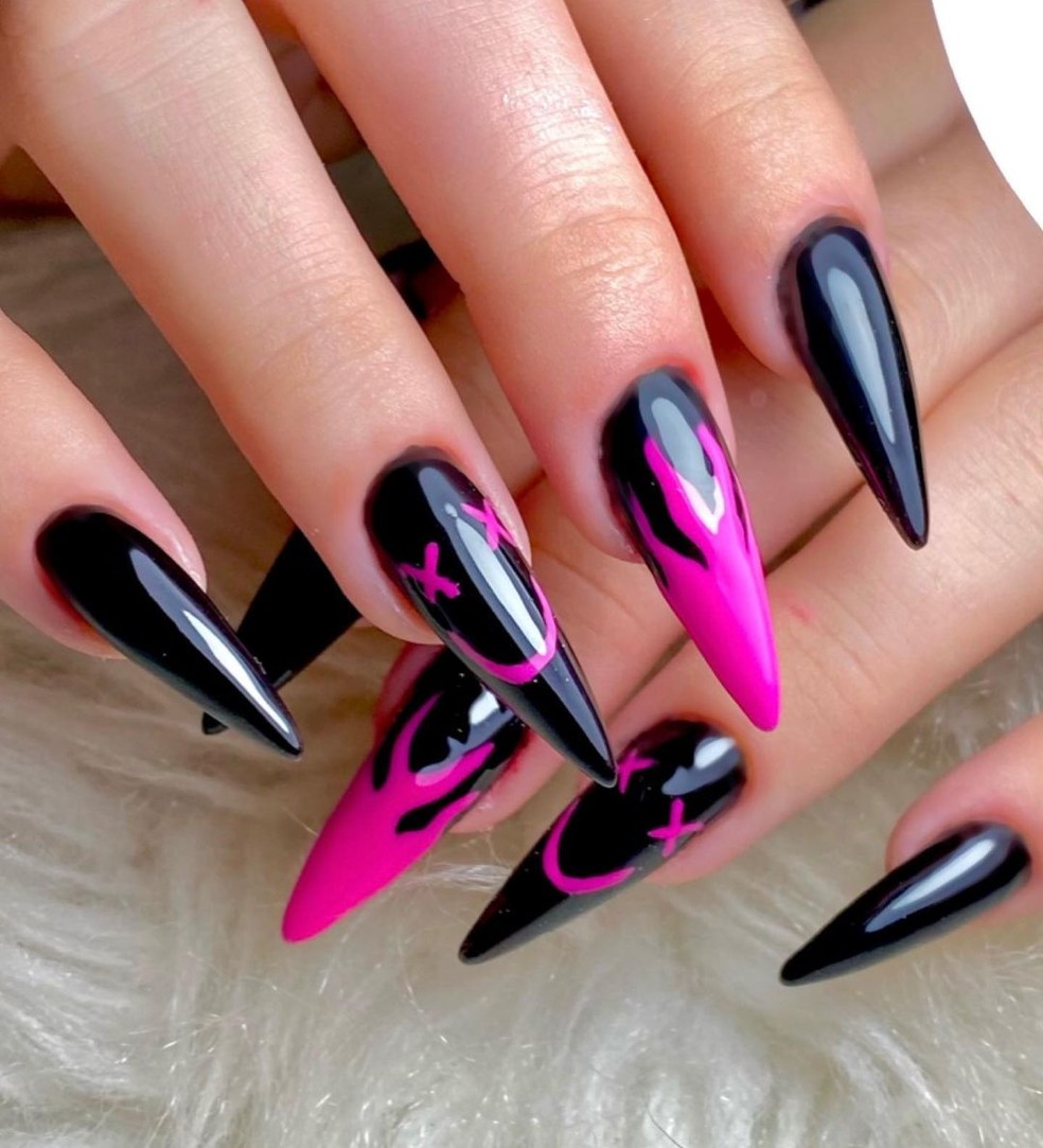 Unhas decoradas stiletto: 20 estilos para inspirar a sua manicure