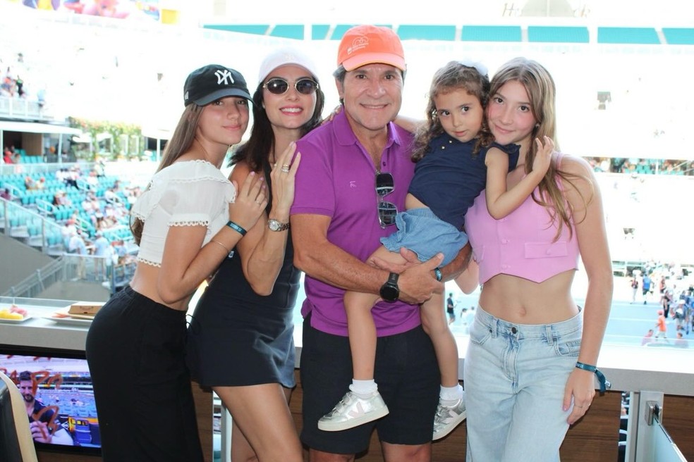 Família reunida: Daniel vai com as filhas e a mulher à final feminina ...