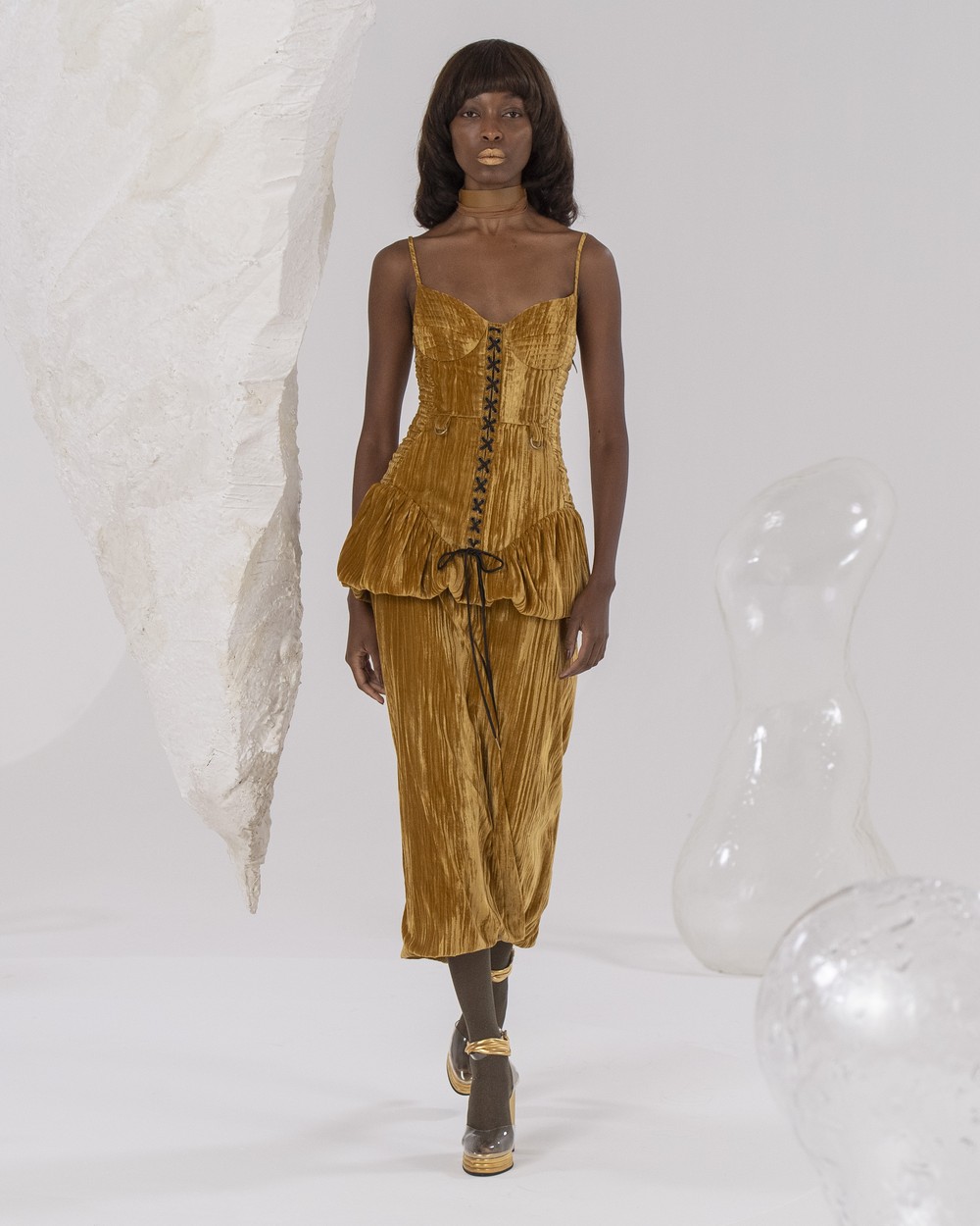 O que o inverno poético de Paula Raia traz de tendências para a gente ...