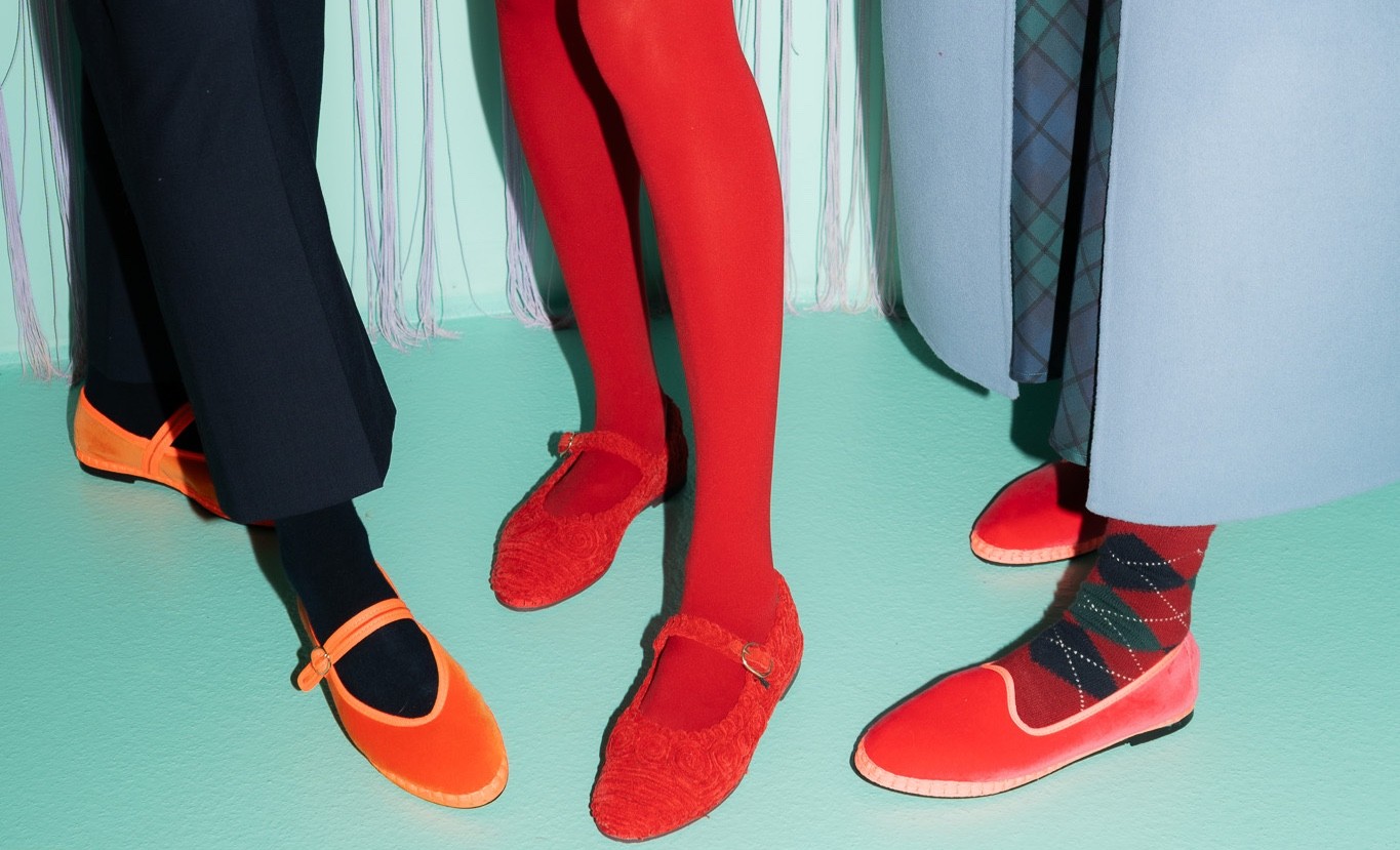 A marca das sapatilhas coloridas que conquistaram as fashionistas ...