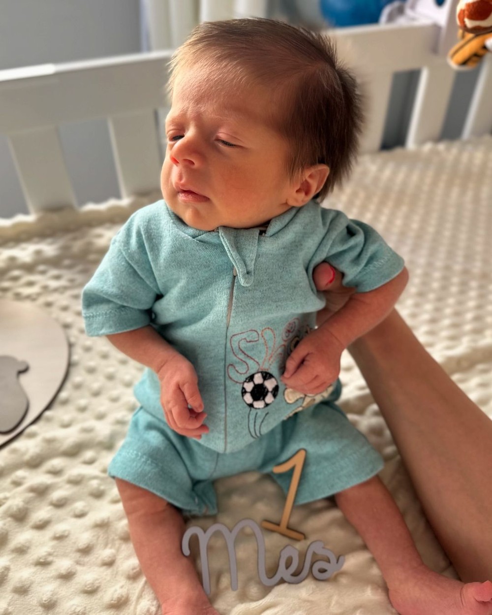 Anna Moraes e sertanejo Conrado emocionam com homenagem ao filho: 'Amor ...