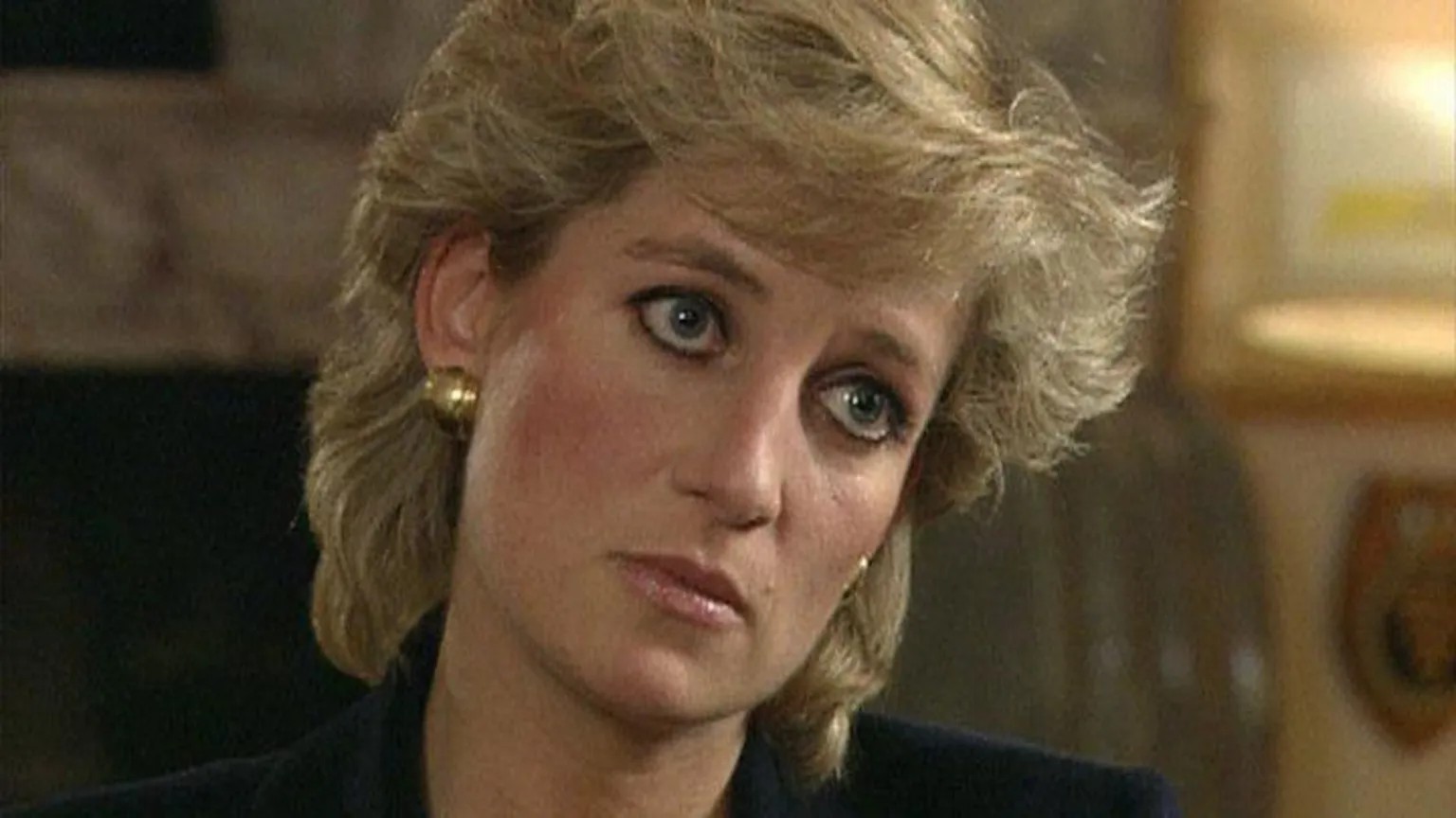 Carta da princesa Diana em que desabafava sobre os filhos é colocada à ...