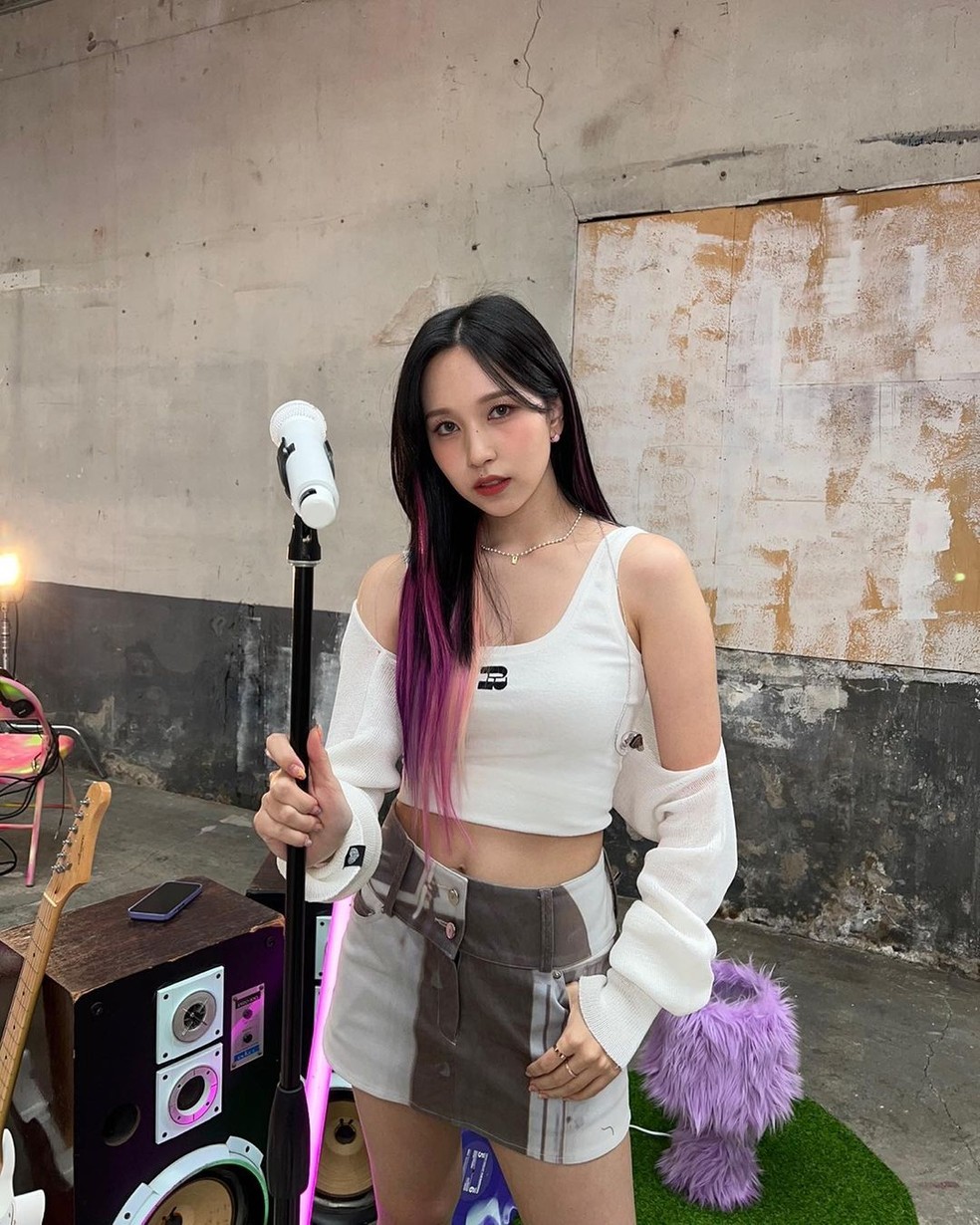 Mina, do grupo de K-pop TWICE: 10 looks para se inspirar