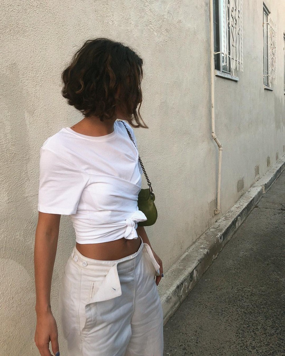 8 formas de usar a tendência look total branco