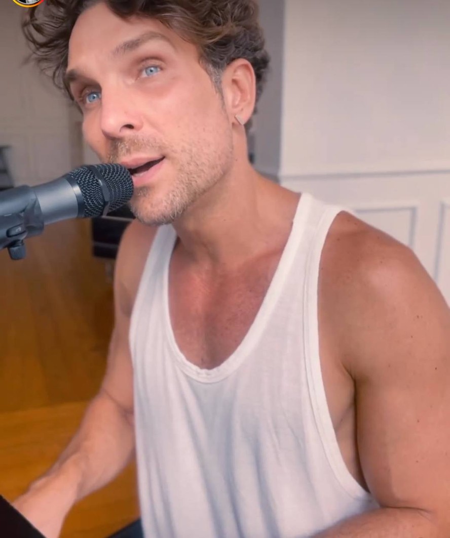 Igor Rickli solta a voz em vídeo e fala sobre saudade de Aline Wirley