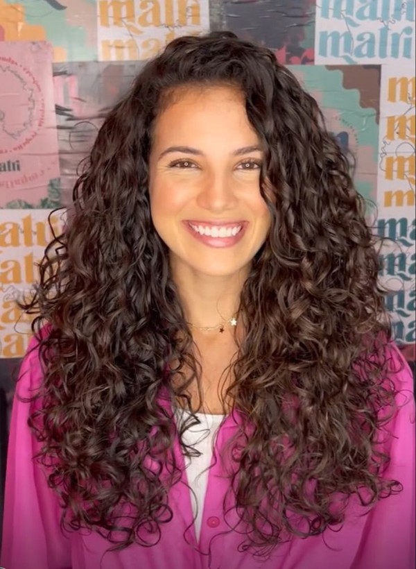 30 Fotos de cortes para cabelos cacheados e longos para você se ...