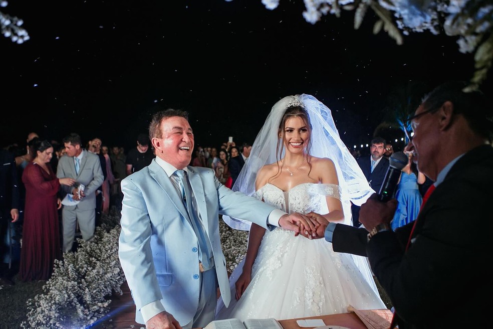 Calita Franciele se declara para Amado Batista: 'Vou fazer o meu melhor ...