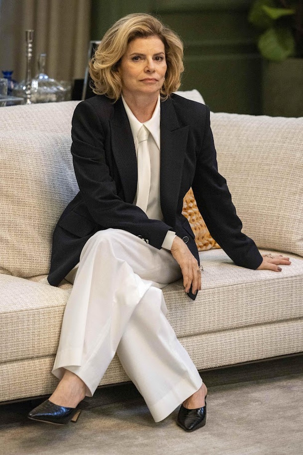 Onde encontrar e quanto custa a bolsa de Odete Roitman na estreia de ...