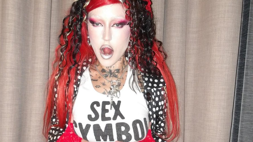 Cantora de 'Anora' abre perfil em site adulto após filme vencer Oscar ...