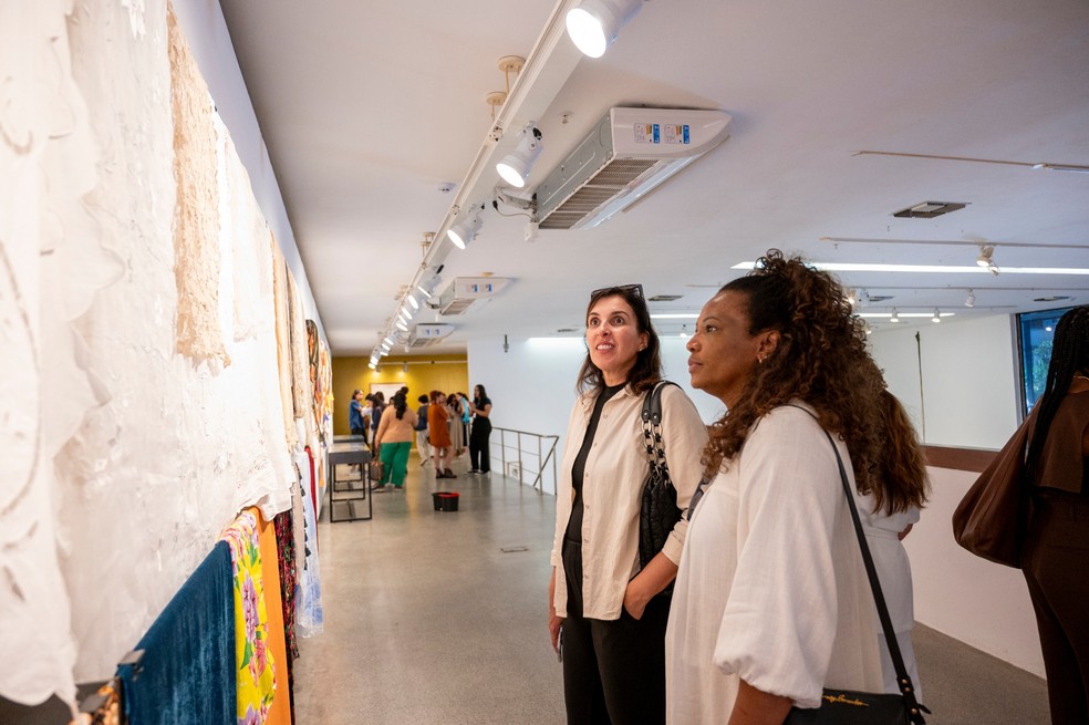 MAC Bahia: exposição de Sonia Gomes, expoente do barroco no país ...