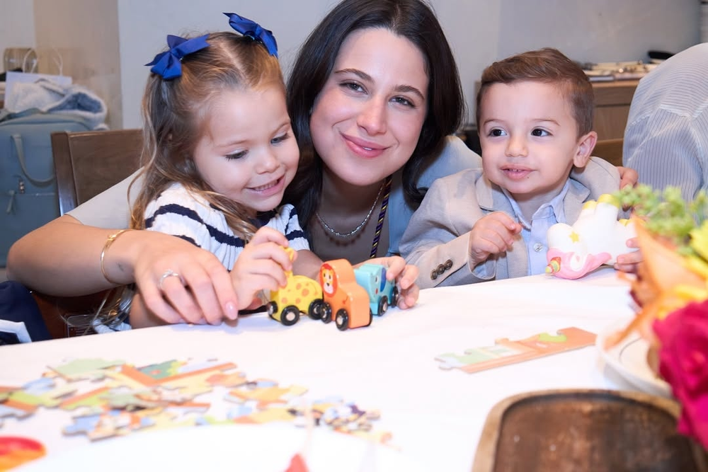 Claudia Raia e Edson Celulari celebram juntos formatura da filha ...