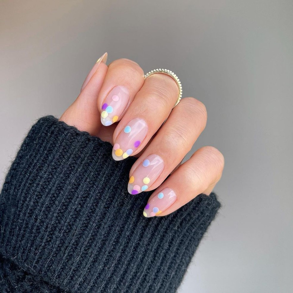 Unhas decoradas simples de diferentes estilos para se inspirar