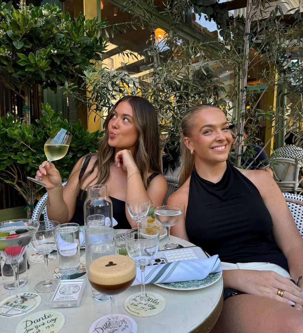 Você poderia dividir seu salário com sua melhor amiga?