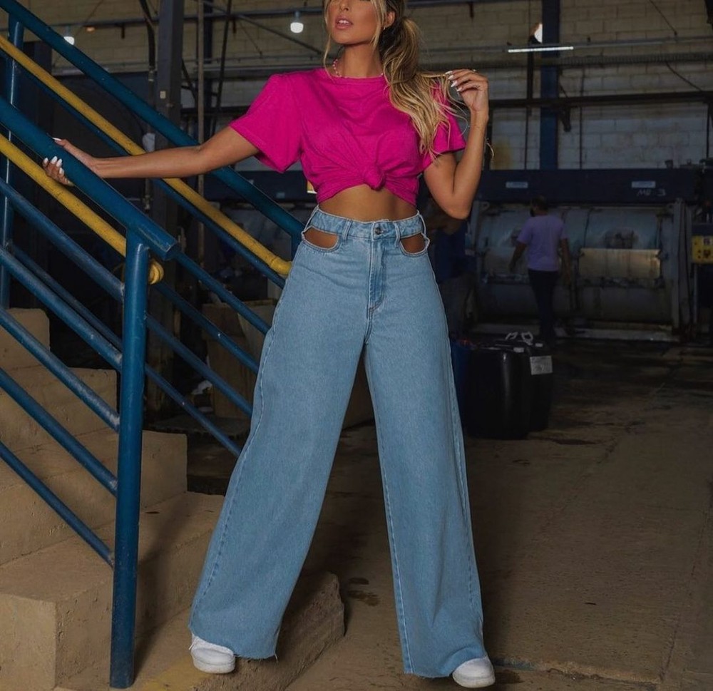 Looks com calça wide leg: veja 35 maneiras de como usar a peça que é ...