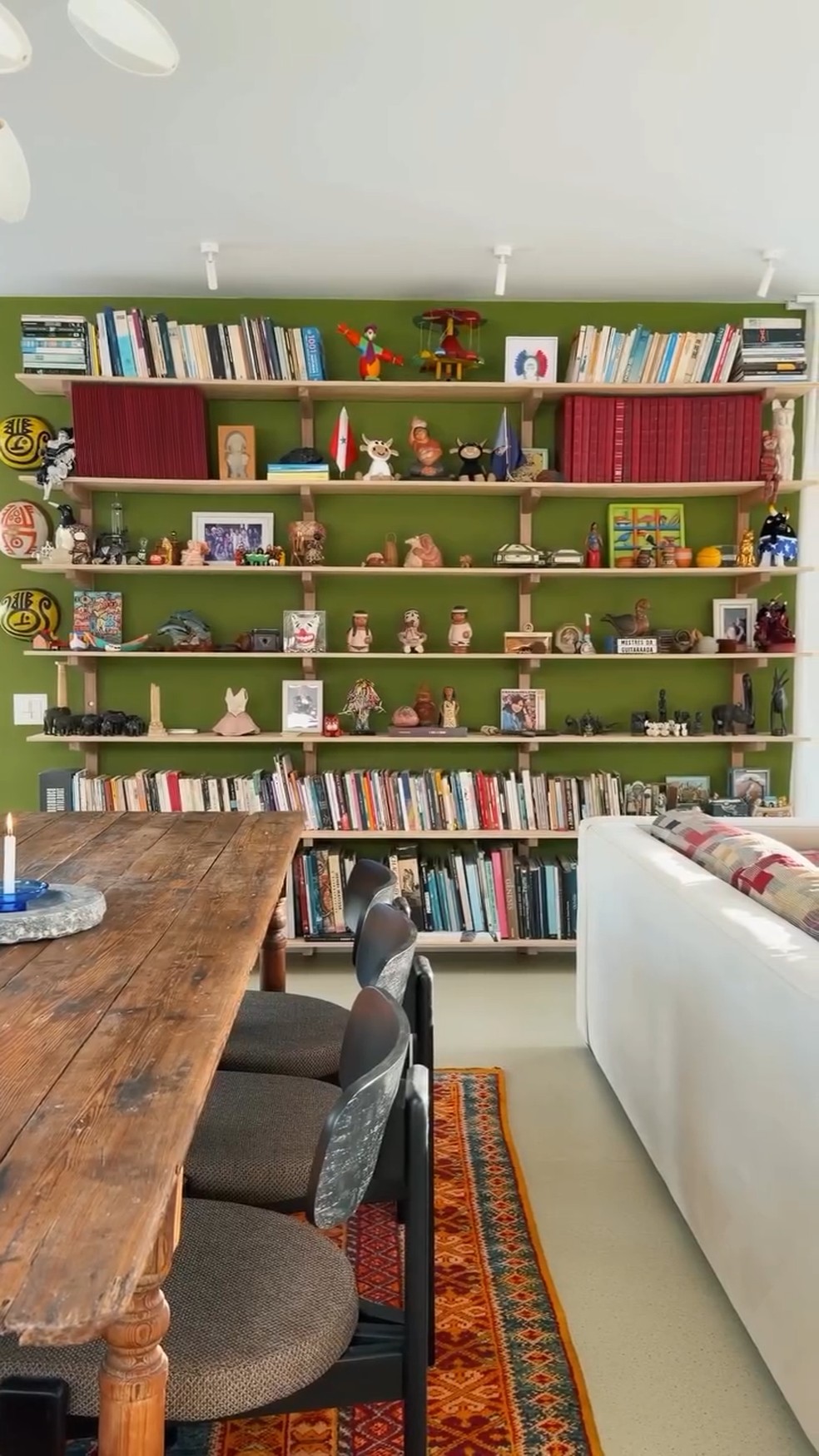 Fafá de Belém redecora cobertura duplex em que mora há 43 anos em ...