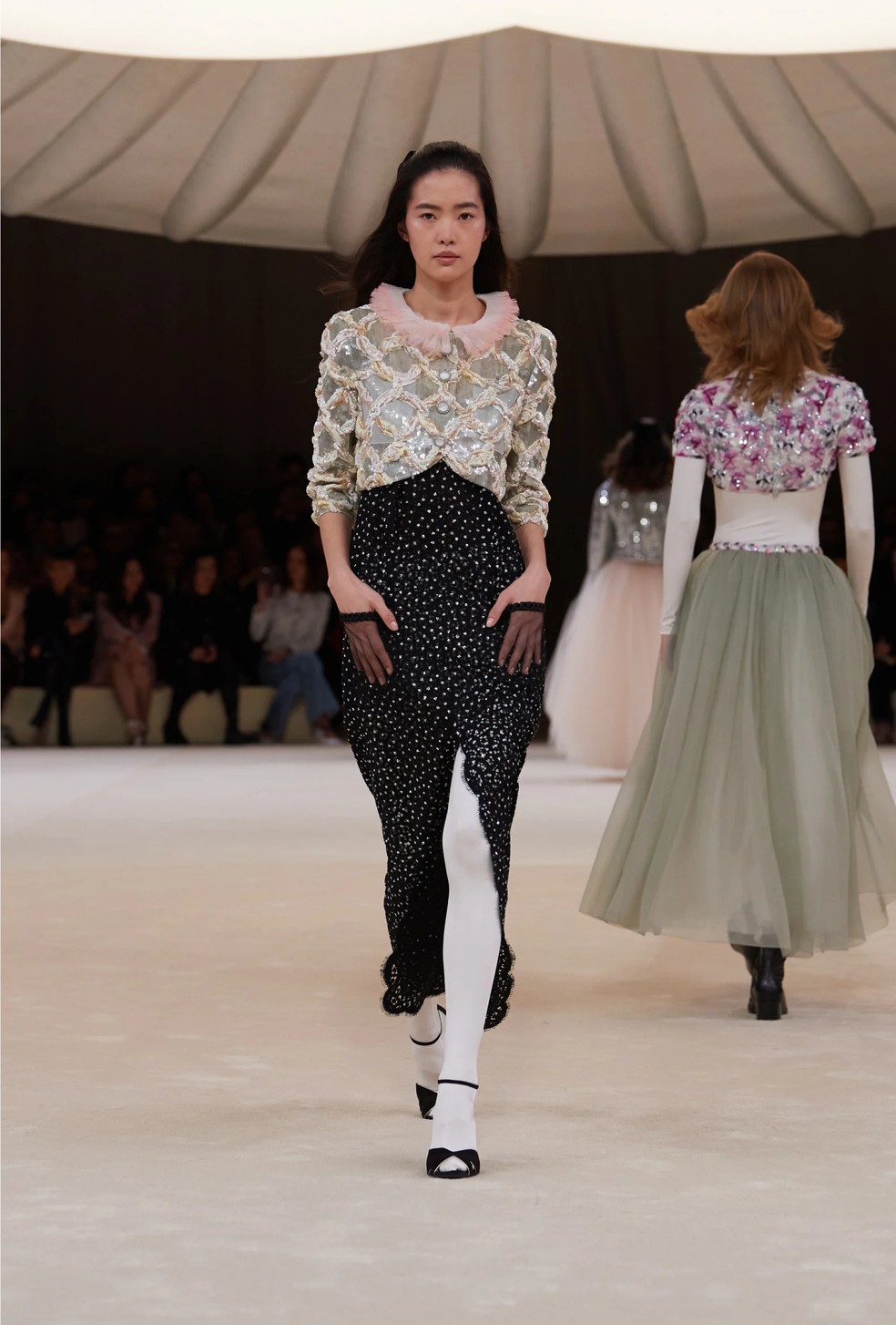 Desfile da Chanel se inspira no balé para coleção de verão: destaques ...