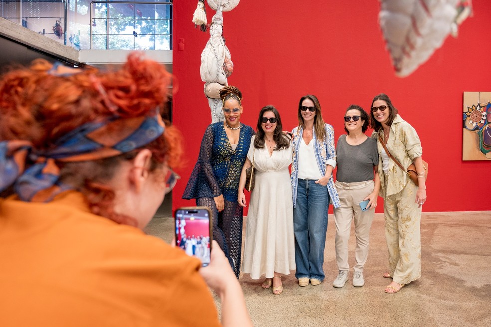 MAC Bahia: exposição de Sonia Gomes, expoente do barroco no país ...