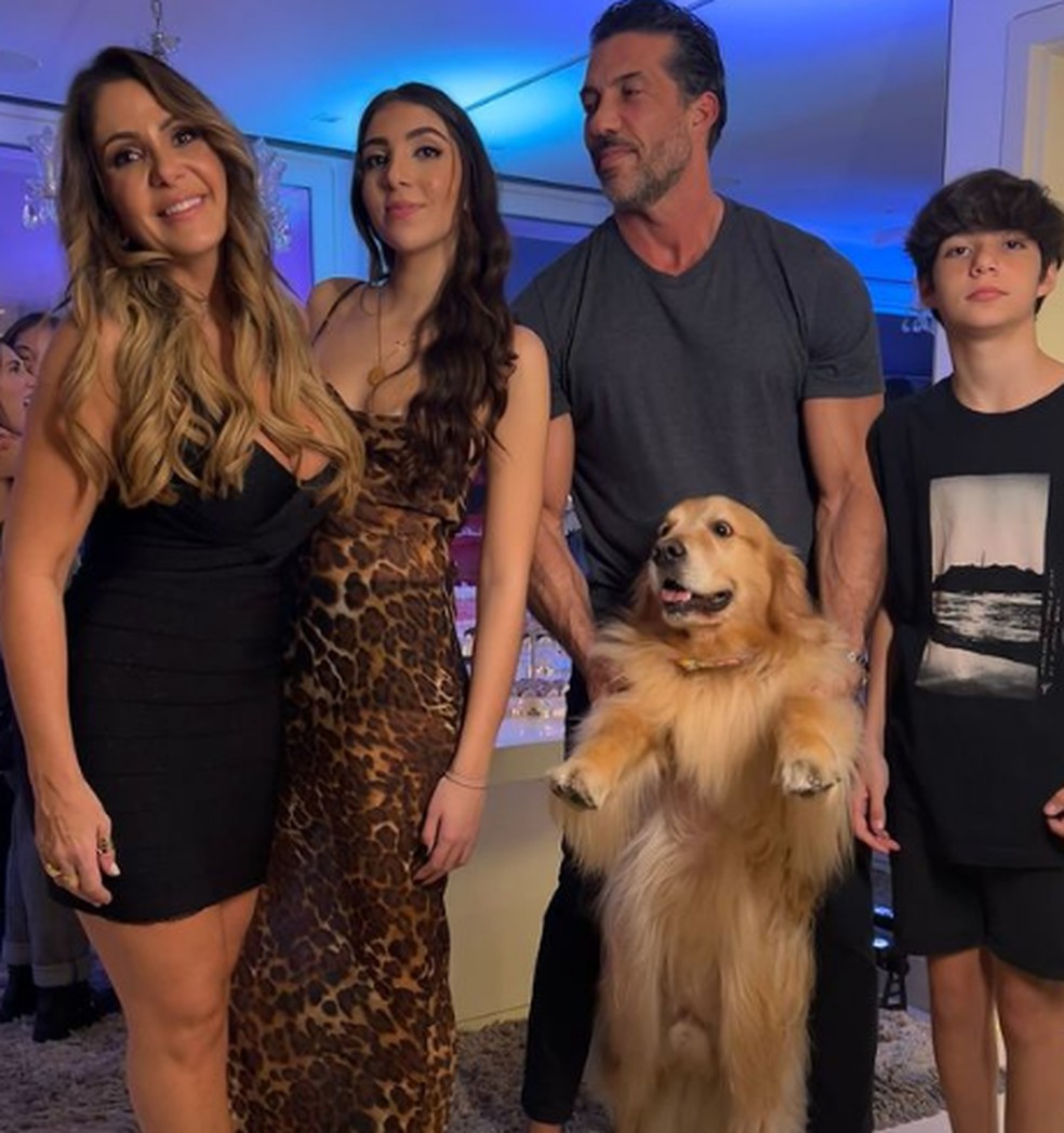 Lembra dela? Ex-BBB Leka comemora os 18 anos da filha em festa luxuosa ...