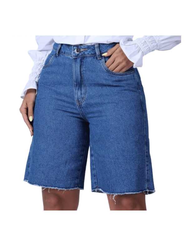 Jorts: 6 opções do comeback da bermuda jeans que são a cara do verão