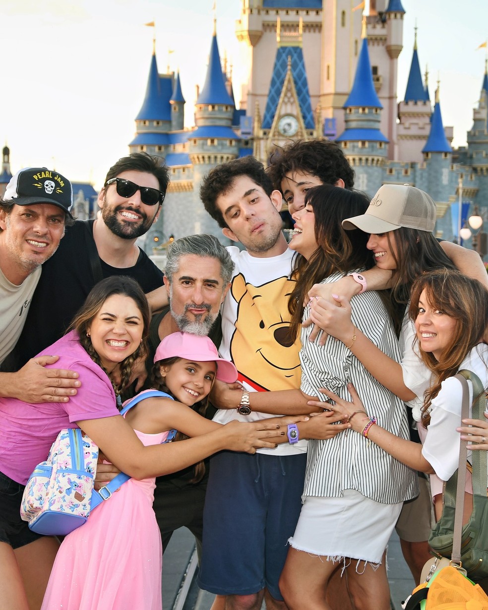 Marcos Mion e Suzanna Gullo levam Romeo para conhecer a Disney: 'Amor e ...