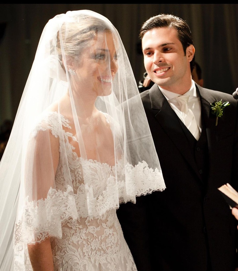 Fabiana Justus resgata fotos com Bruno Levi D'Ancona ao comemorar ...