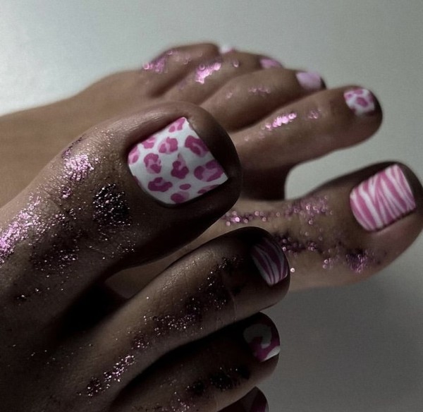 18 ideias de pedicures decoradas para inspirar