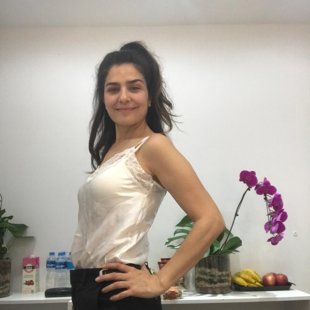 Leticia Sabatella posa com look natural e recebe enxurrada de elogios ...