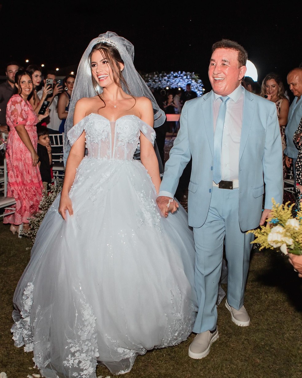 Calita Franciele se declara para Amado Batista: 'Vou fazer o meu melhor ...